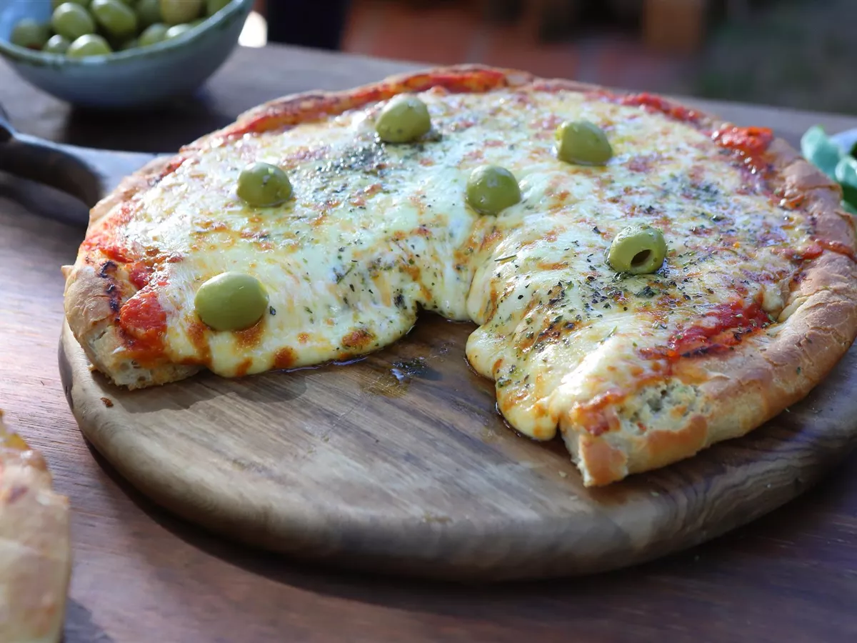 Día Mundial de la Pizza: La de muzzarella es la más popular del país ...